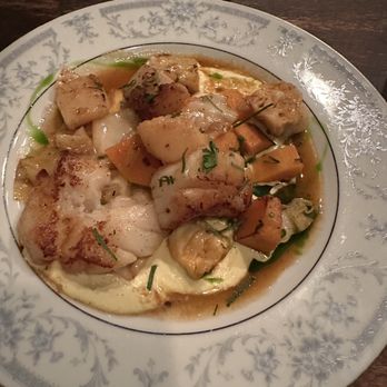 HELM - Updated August 2025 - 327 Photos & 269 Reviews - 1303 N 5th St ...