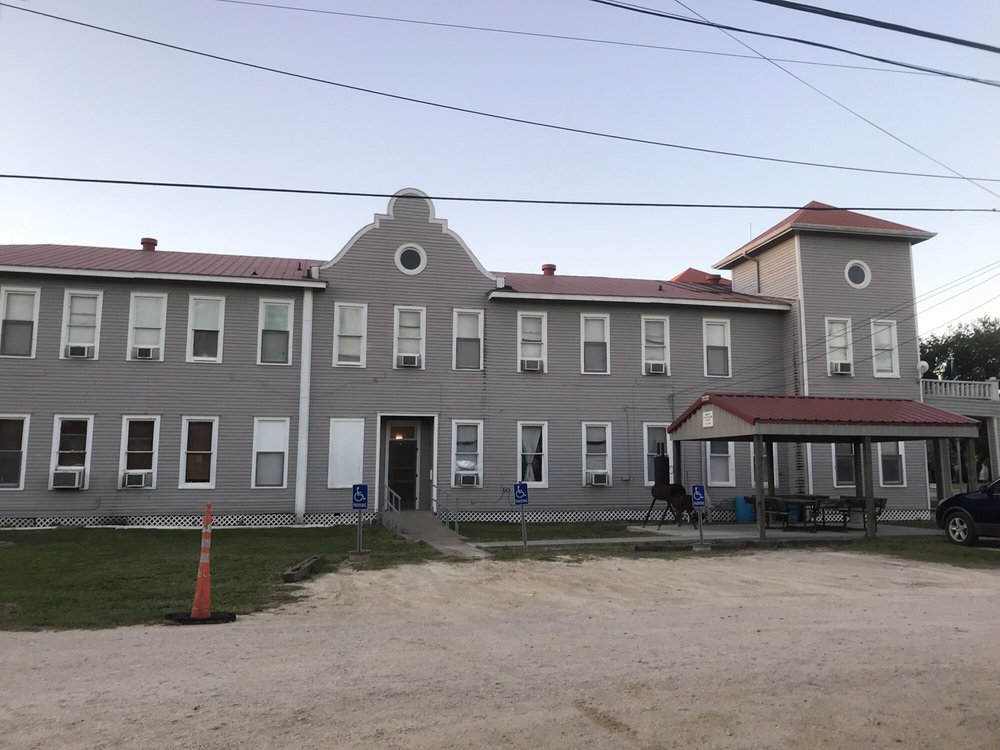 BLESSING HOTEL - 21 Photos - 817 Fm 616, Blessing, TX - Yelp