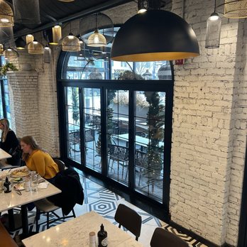 MEZES - Updated May 2025 - 386 Photos & 289 Reviews - 456 Danforth ...