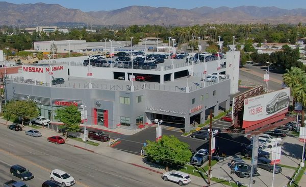 Nissan Of Mission Hills Mission Hills Ca 91345 Aesthetic Wallpaper