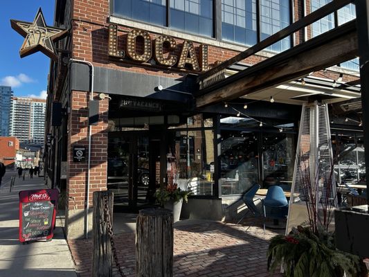 LOCAL PUBLIC EATERY LIBERTY VILLAGE - Updated October 2025 - 465 Photos ...