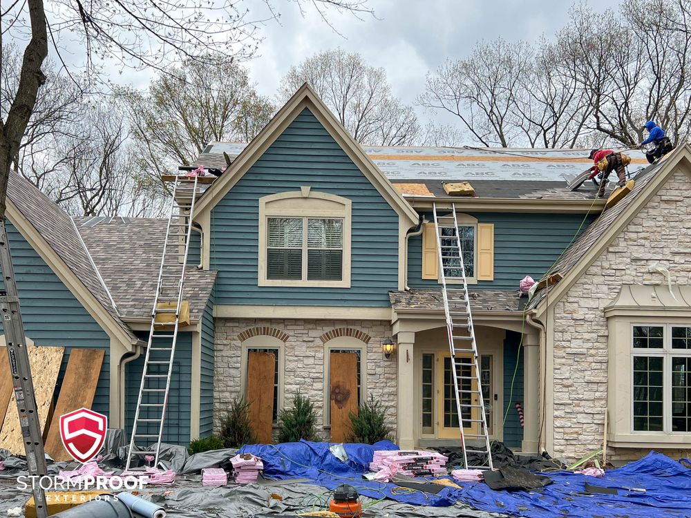 STORMPROOF EXTERIORS - Updated October 2025 - 11 Photos - Muskego ...