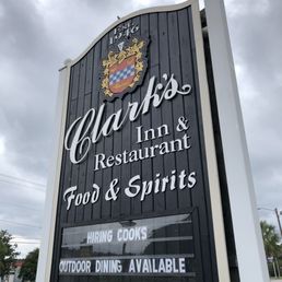 CLARK’S INN AND RESTAURANT - Updated July 2025 - 225 Photos & 323 ...