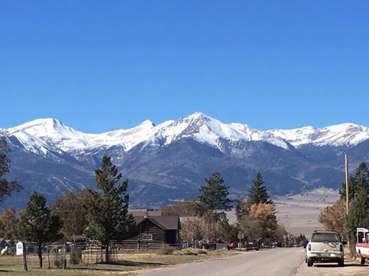 SILVER CLIFF MOUNTAIN INN & RESTAURANT - 15 Photos & 35 Reviews - 700 ...