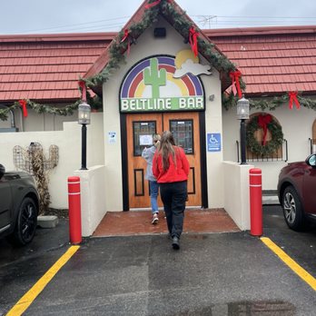 BELTLINE BAR - Updated October 2025 - 140 Photos & 383 Reviews - 16 ...