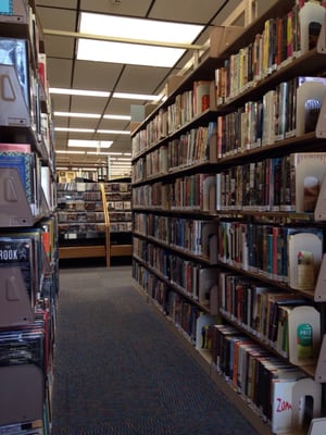 MARPLE PUBLIC LIBRARY - Updated November 2025 - 12 Photos - 2599 Sproul ...