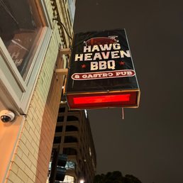 HAWG HEAVEN BBQ & GASTRO PUB - Updated December 2025 - 249 Photos & 147 ...