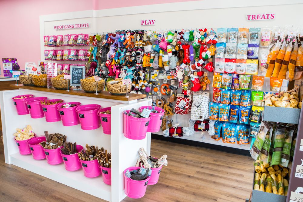 WOOF GANG BAKERY & GROOMING GLEANNLOCH FARMS - Updated November 2025 ...