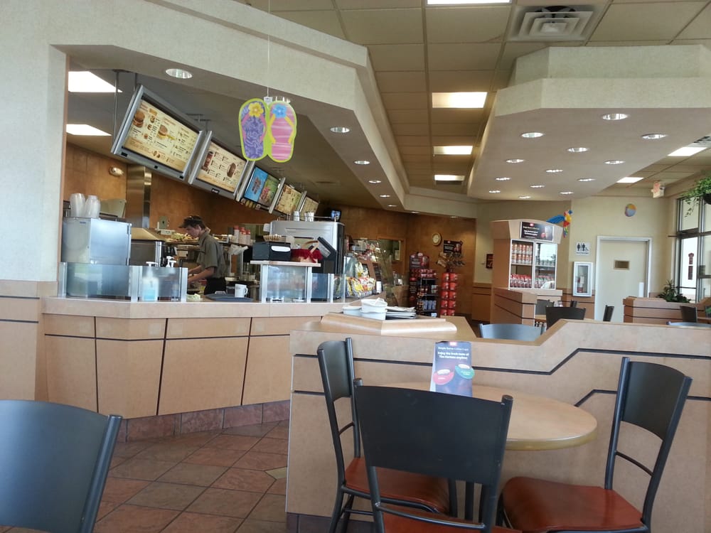 TIM HORTONS - Updated September 2025 - 21 Photos & 17 Reviews - 1100 E ...