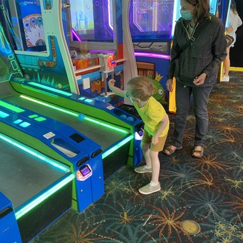 FUNLAND ARCADE - Updated May 2025 - 69 Photos & 122 Reviews - 201 ...