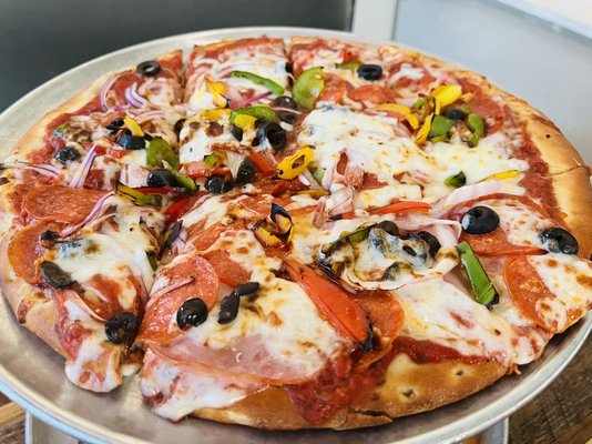CRUST PIZZA CO. - CREEKSIDE - Updated October 2025 - 66 Photos & 120 ...