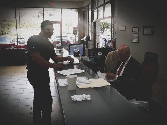 GRAVITY AUTOS SANDY SPRINGS - Updated January 2025 - 42 Photos & 83 ...