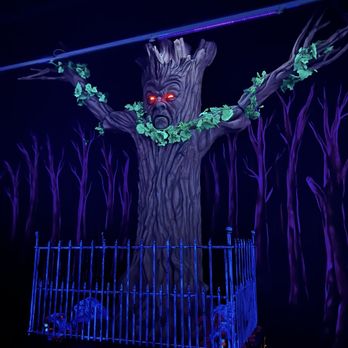 MONSTER MINI GOLF BELLEVUE - Updated December 2024 - 106 Photos & 69 ...