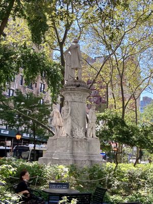 VERDI SQUARE - Updated August 2025 - 45 Photos & 15 Reviews - 72-73 St ...