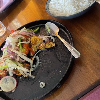 EVEREST SHERPA RESTAURANT - Updated April 2024 - 320 Photos & 285 ...