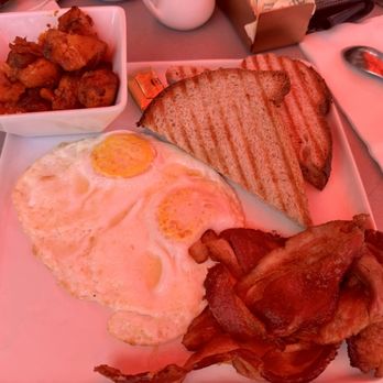 THE TASTY TABLE - Updated December 2025 - 477 Photos & 345 Reviews - 21 ...