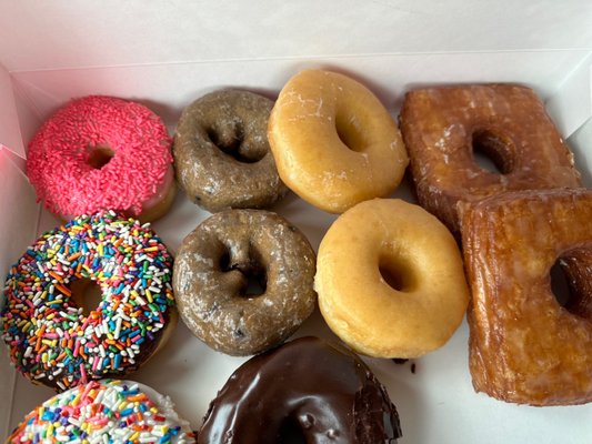 FRESH DONUTS - 56 Photos & 78 Reviews - 5557 NW Barry Rd, KANSAS CITY ...