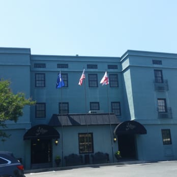 INDIGO INN - Updated May 2024 - 97 Photos & 70 Reviews - 1 Maiden Ln ...