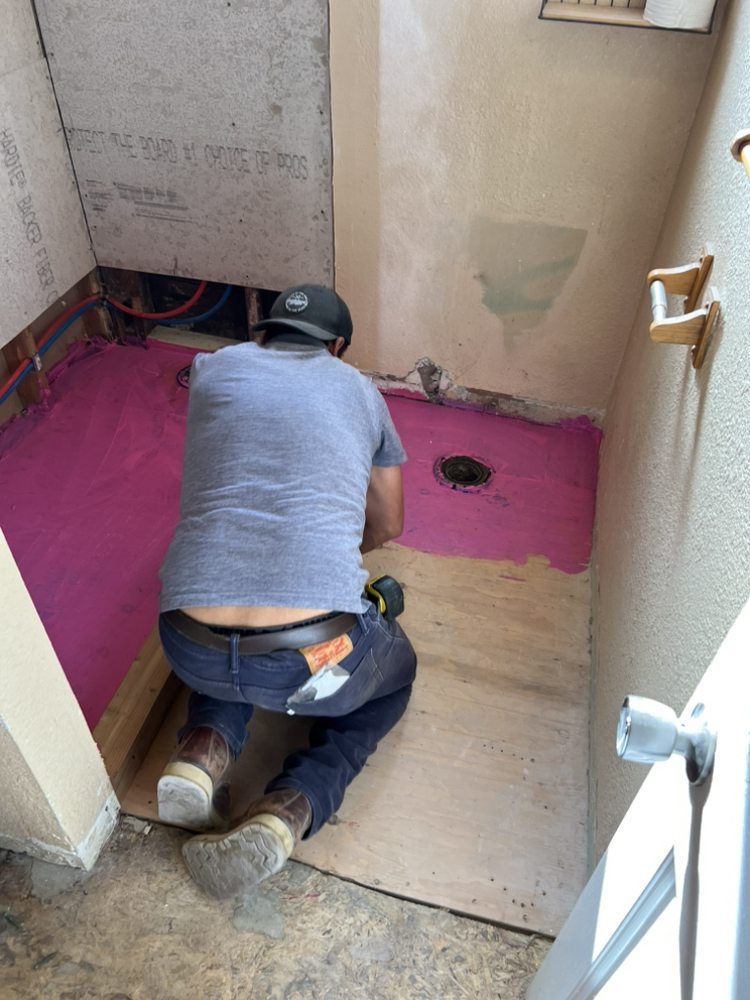 GALEN STONE - Updated October 2025 - 27 Photos - 203 Judan St ...