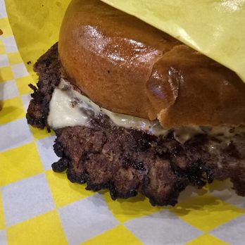 EAT CRISPY BURGER - Updated August 2025 - 54 Photos & 41 Reviews - 4150 ...