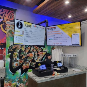 CURB SIDE BISTRO - Updated January 2025 - 31 Photos & 16 Reviews - 607 ...