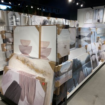 BOUCLAIR - Updated December 2025 - 12 Photos - 1040 Rue Wellington ...