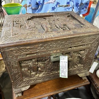 CONSIGNMENT CLASSICS - Updated November 2024 - 408 Photos & 100 Reviews ...