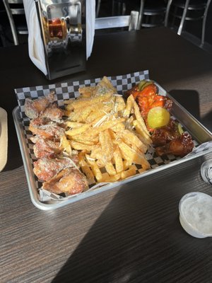 WING SNOB - Updated August 2025 - 30 Photos & 37 Reviews - 11988-104 ...