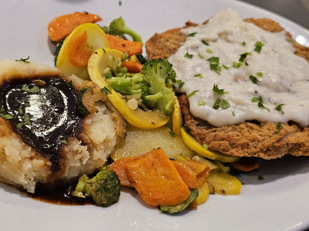 METRO CAFE DINER - Updated December 2024 - 356 Photos & 490 Reviews ...