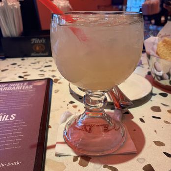 CYCLONE ANAYAS - Updated July 2025 - 73 Photos & 56 Reviews - 3736 ...