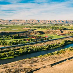 SUNDOWN M RANCH - 17 Photos & 12 Reviews - 2280 State Route 821, Yakima ...