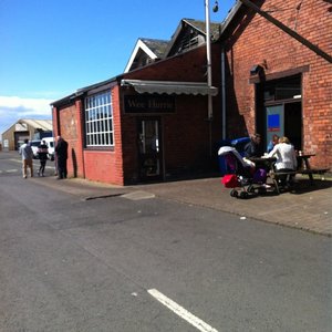 THE WEE HURRIE - 18 Photos & 19 Reviews - Troon Harbour, Troon, South ...