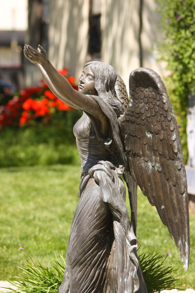 BRYAN-BRAKER FUNERAL HOME - 131 S 1st St, Dixon, California - Funeral ...