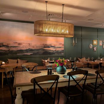 BAR CAPRI - Updated December 2025 - 88 Photos & 48 Reviews - 1730 E ...