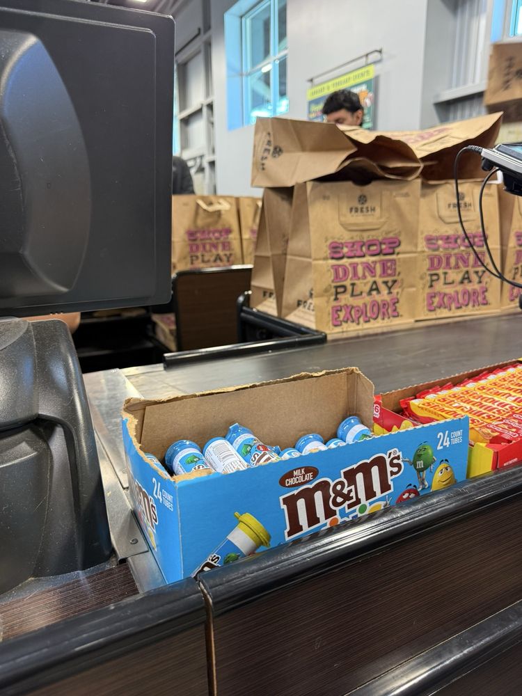 FRESH BY BROOKSHIRE’S - Updated December 2025 - 72 Photos & 150 Reviews ...