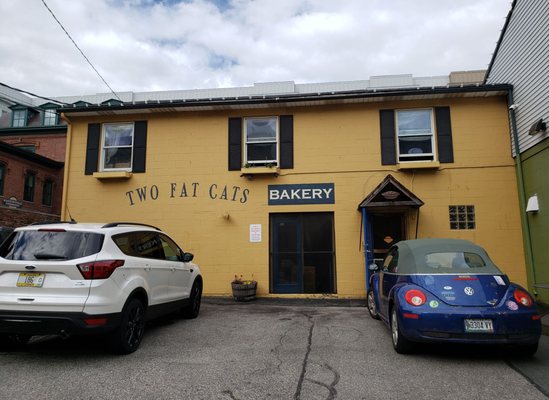 TWO FAT CATS BAKERY - 479 Photos & 337 Reviews - 195 Lancaster St ...