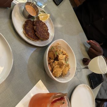 THE STRAND - Updated December 2024 - 1041 Photos & 500 Reviews - 807 N ...