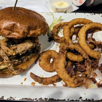 BASEMENT BURGER BAR - Updated December 2025 - 298 Photos & 668 Reviews ...