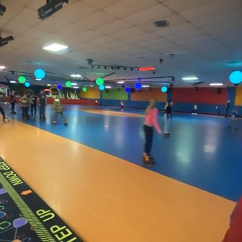 CHEAP SKATE - Updated December 2025 - 34 Photos & 33 Reviews - 3075 ...