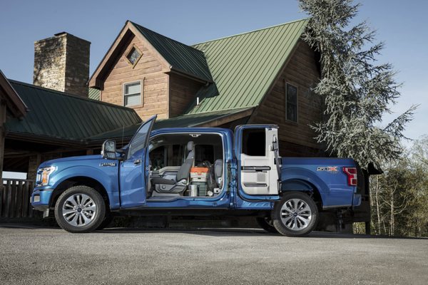 SUNRISE FORD - Updated January 2026 - 35 Photos & 94 Reviews - 5435 S ...