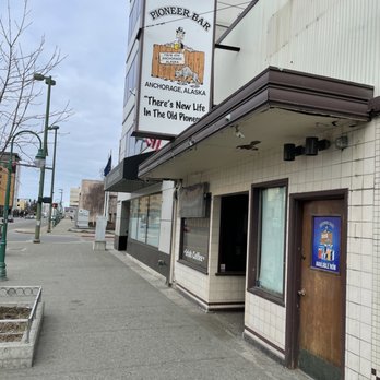 PIONEER BAR - Updated December 2025 - 35 Photos & 67 Reviews - 739 W ...