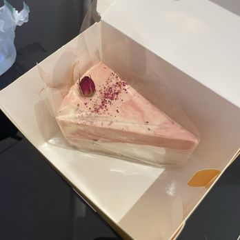 YU CAKE - Updated October 2025 - 430 Photos & 266 Reviews - 3333 ...