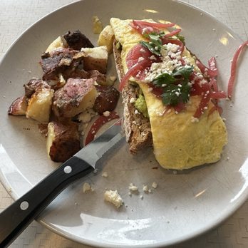 MITZI’S TABLE - Updated January 2026 - 154 Photos & 243 Reviews - 3650 ...