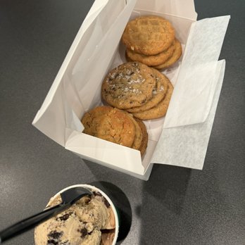 NOX COOKIE BAR - Updated July 2025 - 132 Photos & 116 Reviews - 422 E ...