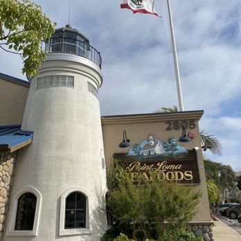POINT LOMA SEAFOODS - Updated November 2024 - 3055 Photos & 2788 ...