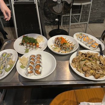 RISE SUSHI - CREATIVE ASIAN CUISINE & BAR - Updated July 2024 - 585 ...