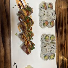 SUMO - Updated December 2025 - 124 Photos & 103 Reviews - 111 E Yakima ...