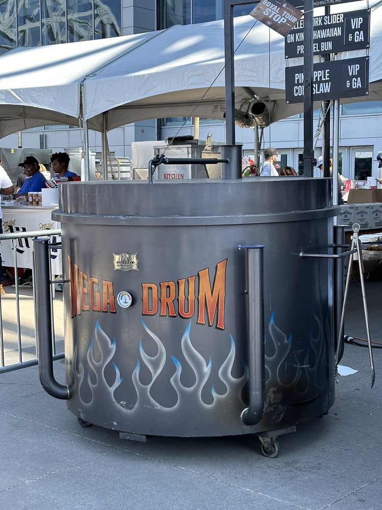 Q BBQ FEST DALLAS - Updated October 2025 - 28 Photos - 1 AT&T Way ...