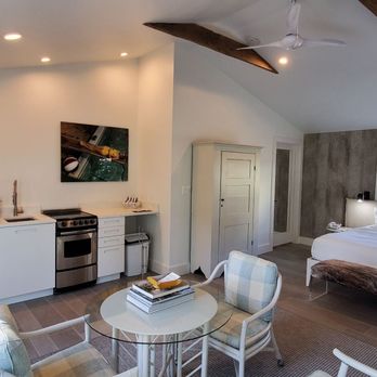 WHITE MOOSE INN - Updated October 2025 - 51 Photos & 31 Reviews - 291 ...