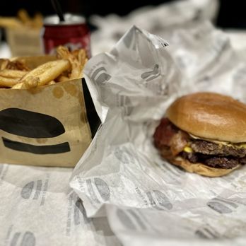 THE BURGER’S PRIEST - Updated December 2025 - 45 Photos & 12 Reviews ...